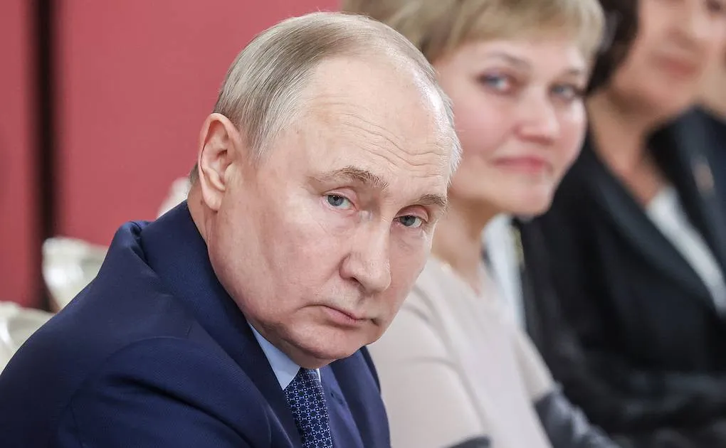 Ông Putin: F-16 cấp cho Ukraine sẽ bị tiêu diệt dù cất cánh ở đâu | Báo Pháp Luật TP. Hồ Chí Minh