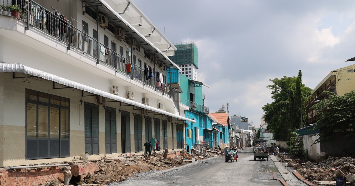 Bình Tân: Rạch chống ngập 900 tỉ lột xác sau 3 năm cải tạo | Báo Pháp ...