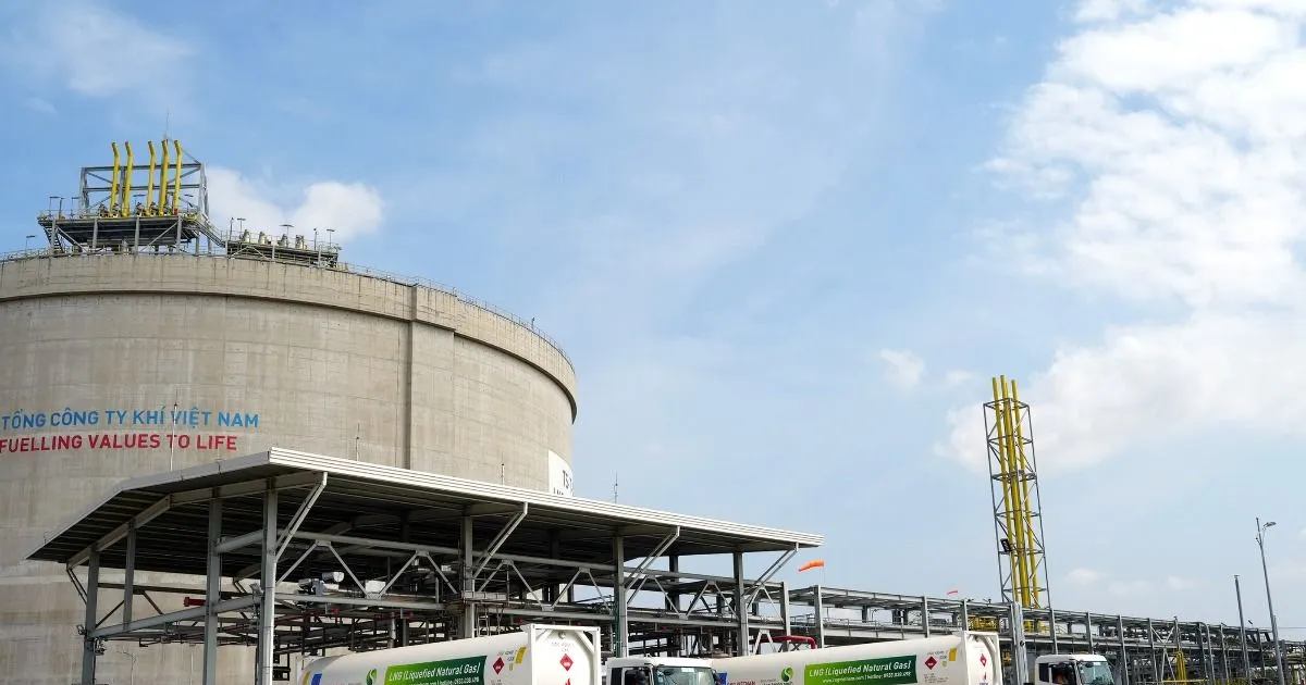 PV GAS bắt đầu cung cấp LNG cho sản xuất công nghiệp | Báo Pháp Luật TP. Hồ Chí Minh