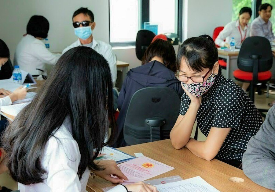 Sổ hồng mới có mã QR: Minh bạch, hạn chế tranh chấp | Báo Pháp Luật TP ...