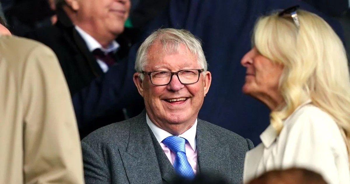 ‘Tôi từ chối gia nhập MU, Sir Alex Ferguson luôn cười về điều đó’ | Báo ...