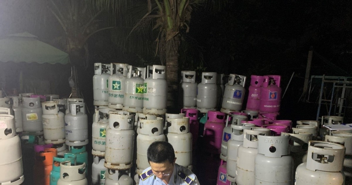 Phát hiện điểm kinh doanh hơn 300 bình gas các loại không đảm bảo an ...