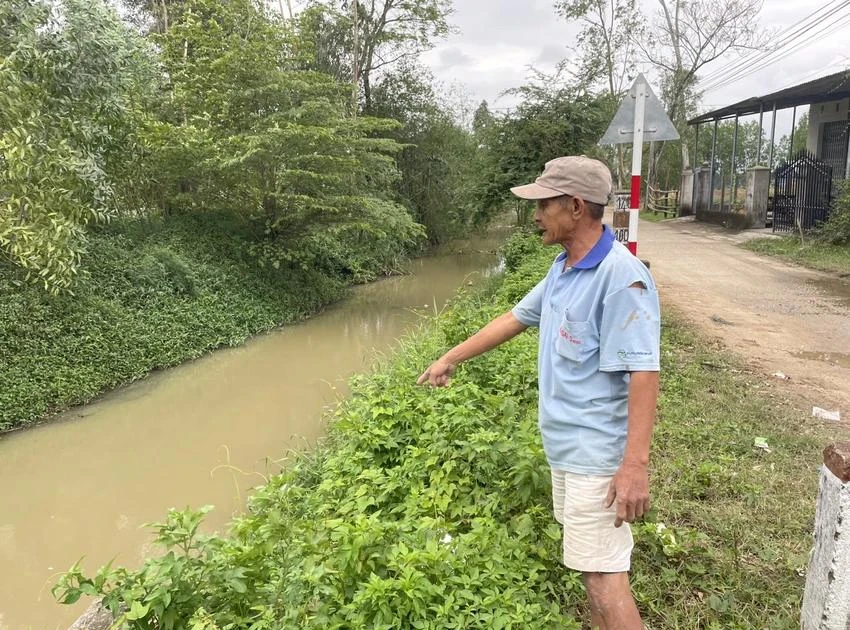 Yêu cầu bồi thường cho người dân bị ảnh hưởng bởi bãi rác | Báo Pháp ...