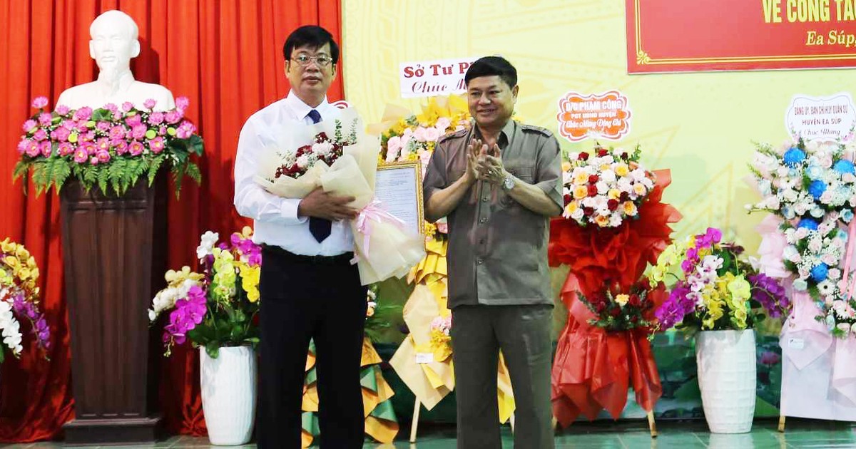 Chánh Văn phòng UBND tỉnh Đắk Lắk làm Bí thư Huyện ủy Ea Súp | Báo Pháp ...