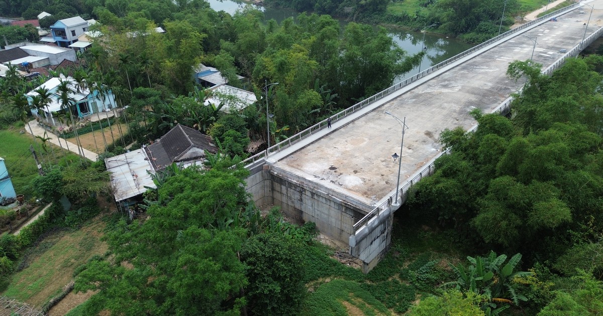 Quảng Nam: Lãng phí cầu mới 145 tỉ đồng không có đường nối vào | Báo ...