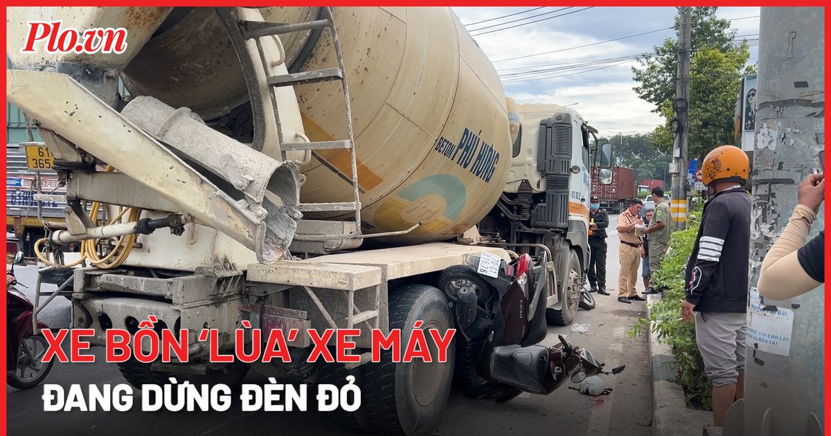 Xe bồn ‘lùa’ nhiều xe máy đang dừng đèn đỏ. | Báo Pháp Luật TP. Hồ Chí Minh