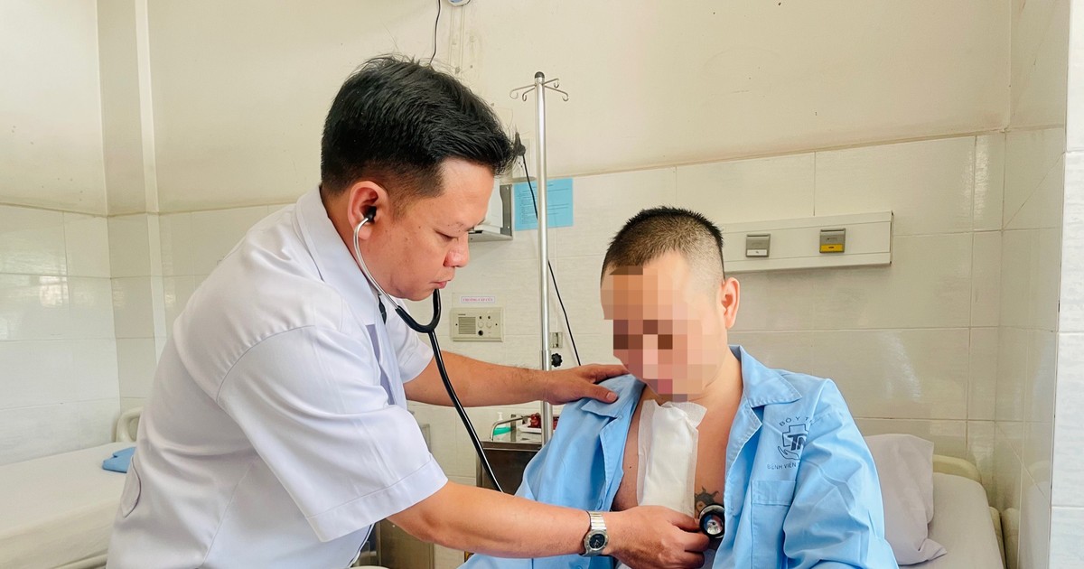 Bị bạn dùng kéo cắt chỉ đâm thủng tim do mâu thuẫn | Báo Pháp Luật TP ...