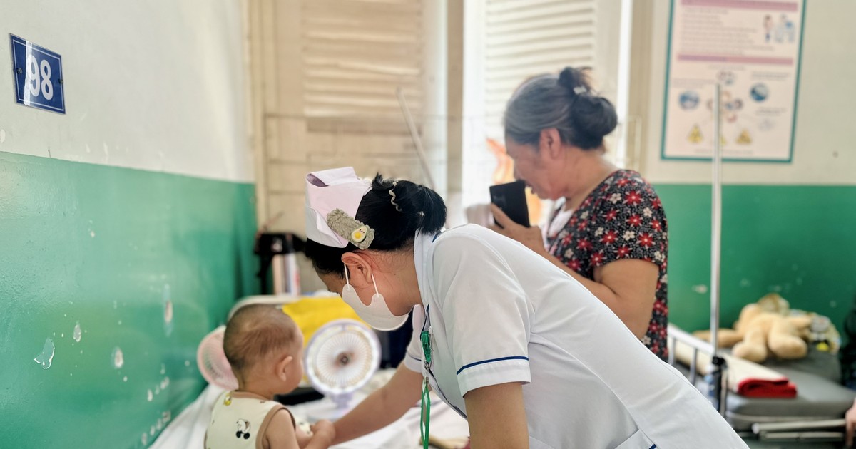 Tay chân miệng ở TP.HCM tăng nhanh, cảnh báo nguy cơ thành dịch | Báo ...