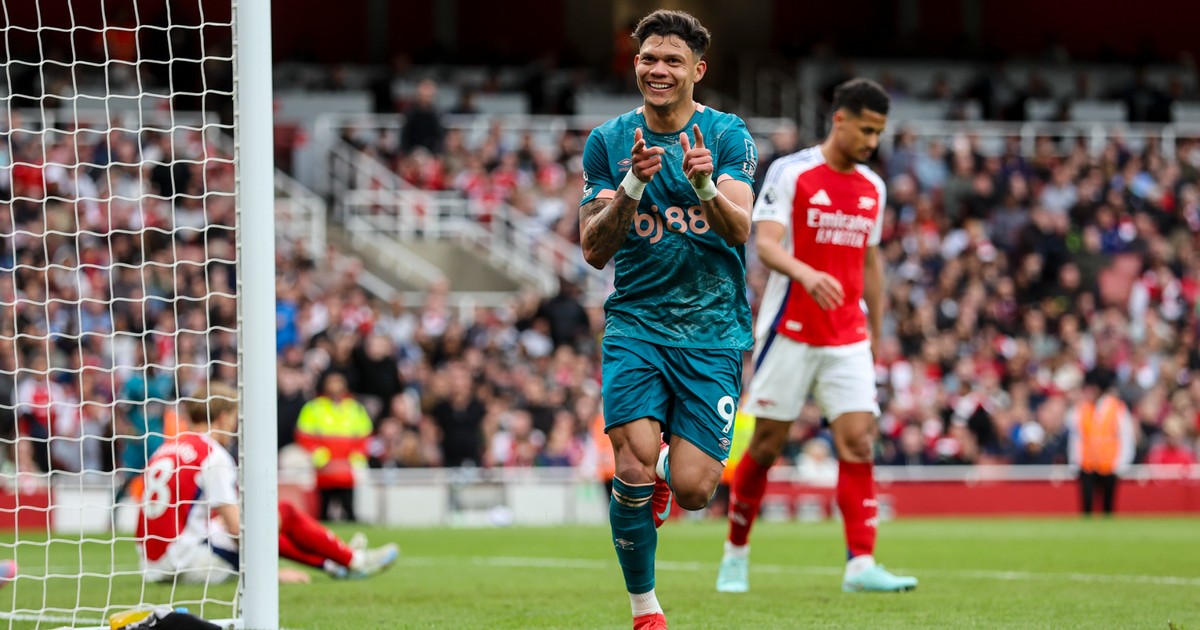 Arsenal đã quá cẩu thả và run rẩy ở chuyến làm khách PSG | Báo Pháp ...