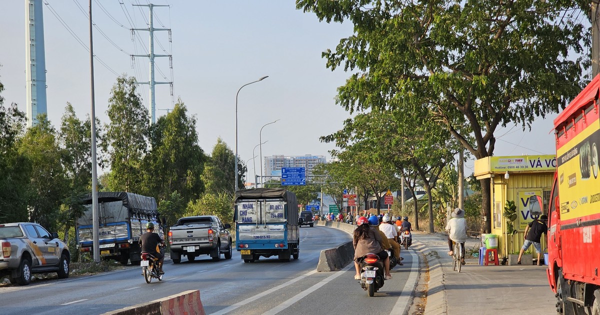 Đường Võ Chí Công, TP Thủ Đức bị mất 'con lươn' | Báo Pháp Luật TP. Hồ ...