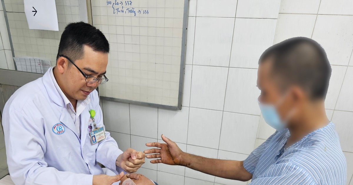 Kích hoạt báo động đỏ, nối thành công đôi bàn tay đứt lìa cho bệnh nhân ...