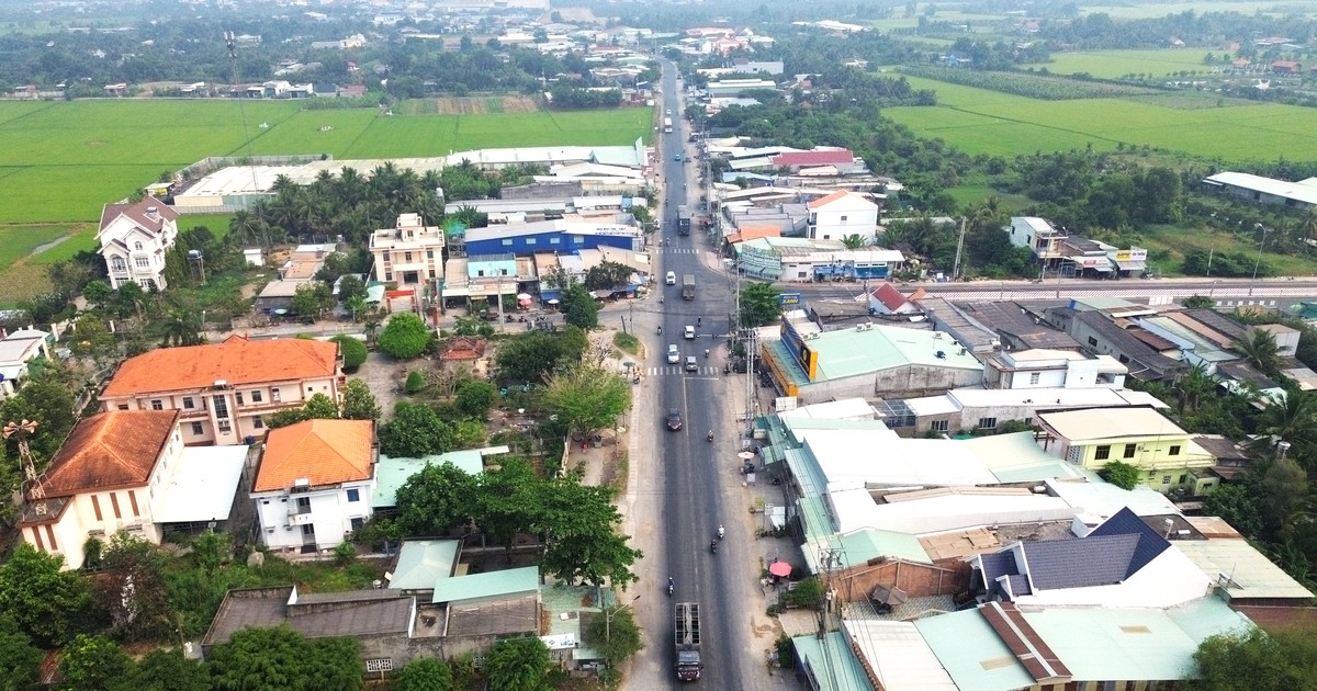 Quốc lộ 62 sẽ khởi công nâng cấp vào đầu năm 2026 | Báo Pháp Luật TP ...