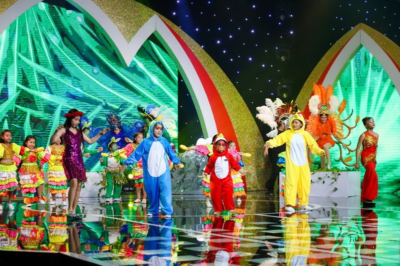 Tái hiện Angry bird đáng yêu cô bé 5 tuổi chiến thắng | Báo Pháp Luật ...