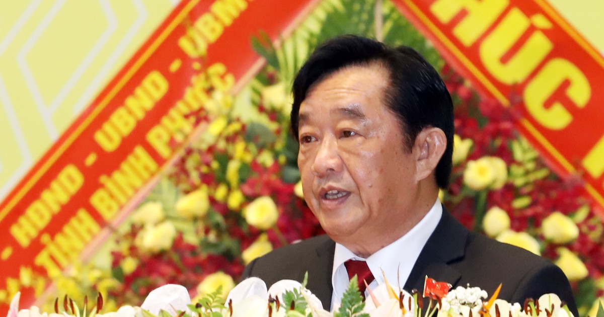 Ông Nguyễn Hoàng Thao, Phó Bí thư thường trực Tỉnh uỷ Bình Dương nghỉ hưu | Báo Pháp Luật TP. Hồ ...