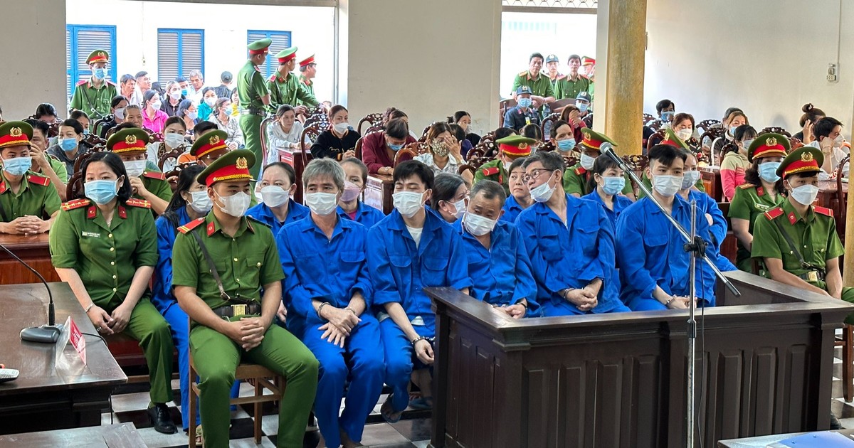 Xét xử 62 bị cáo đường dây lô đề ngàn tỉ ở An Giang | Báo Pháp Luật TP ...