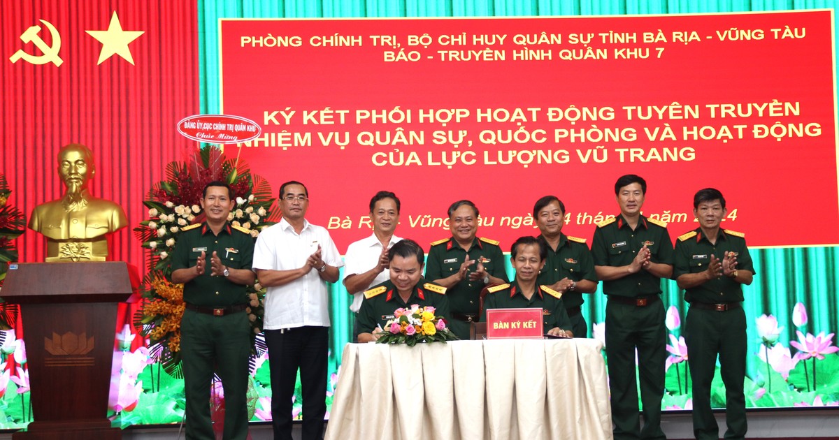 Bộ Chỉ huy Quân sự Bà Rịa- Vũng Tàu ký kết hợp tác với Báo -truyền hình ...
