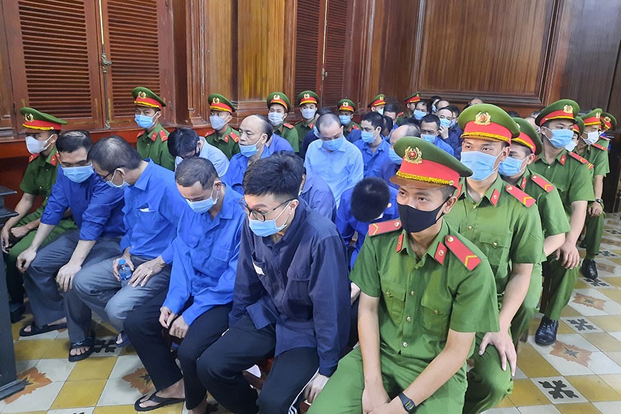 Vụ Thủ Đức House: Phạm tội do… thần tượng Trịnh Tiến Dũng | Báo Pháp ...