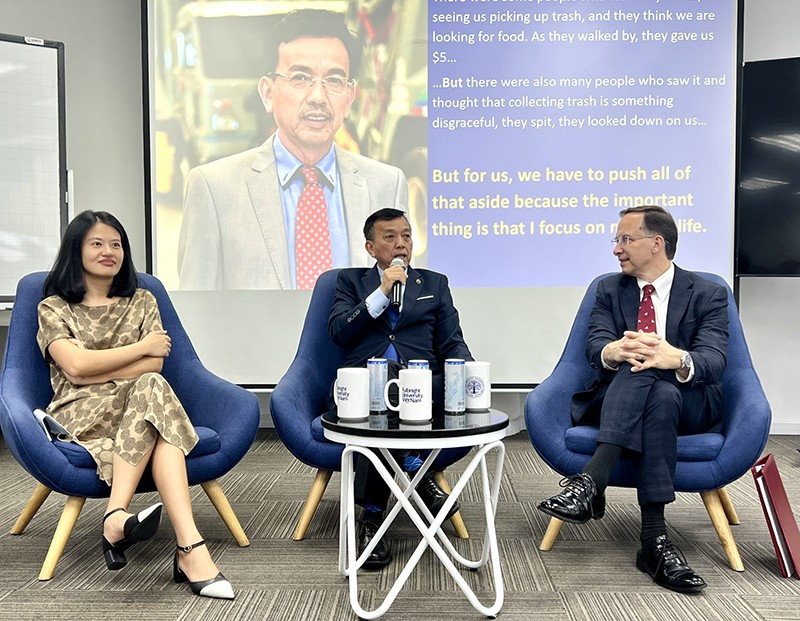 Doanh nhân David Dương tài trợ 5 triệu USD học bổng cho Fulbright Việt ...