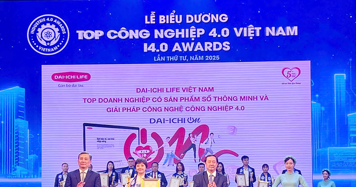 Dai-ichi Life Việt Nam nhận giải thưởng ‘Top DN có sản phẩm số thông minh và giải pháp công nghệ ...