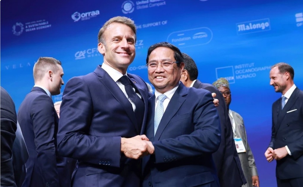 Thủ tướng Phạm Minh Chính hội kiến Tổng thống Pháp Emmanuel Macron ...