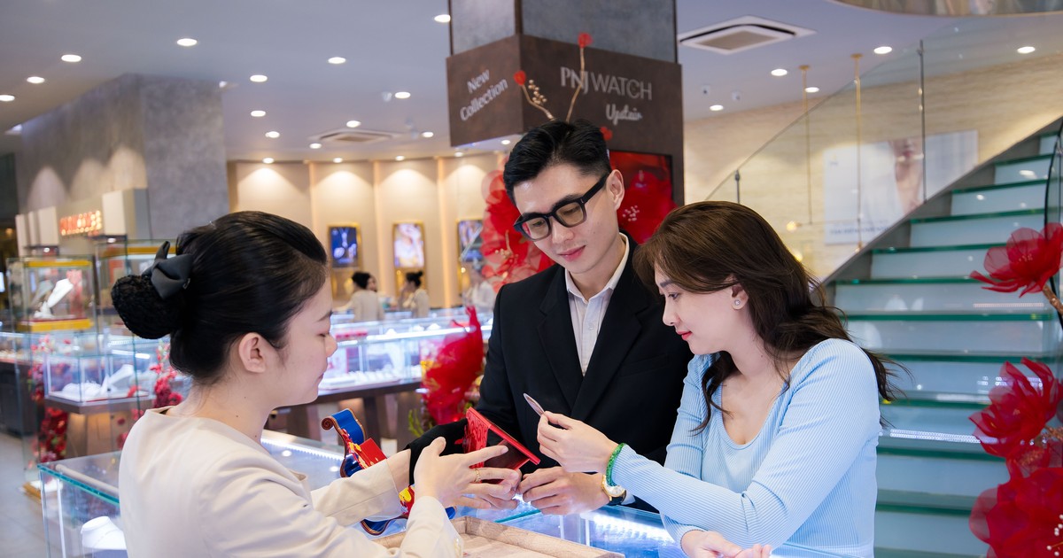 Yếu tố quyết định diễn biến giá vàng thế giới sau 1 tuần tăng sốc | Báo Pháp Luật TP. Hồ Chí Minh