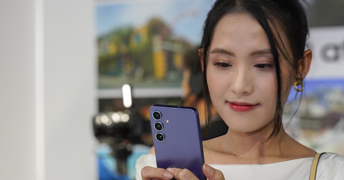 Chủ tịch Samsung không ấn tượng với Galaxy S24 series | Chuyên mục CNTT báo Pháp Luật TP.HCM