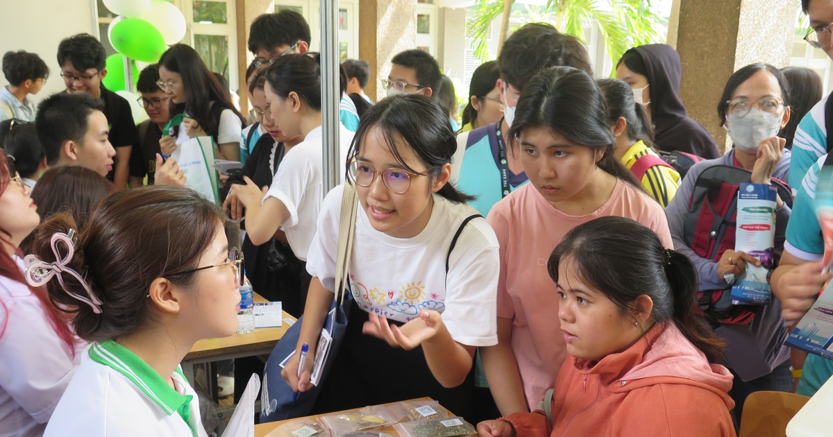 Trường ĐH Y dược TP.HCM công bố điểm chuẩn 3 phương thức | Báo Pháp ...