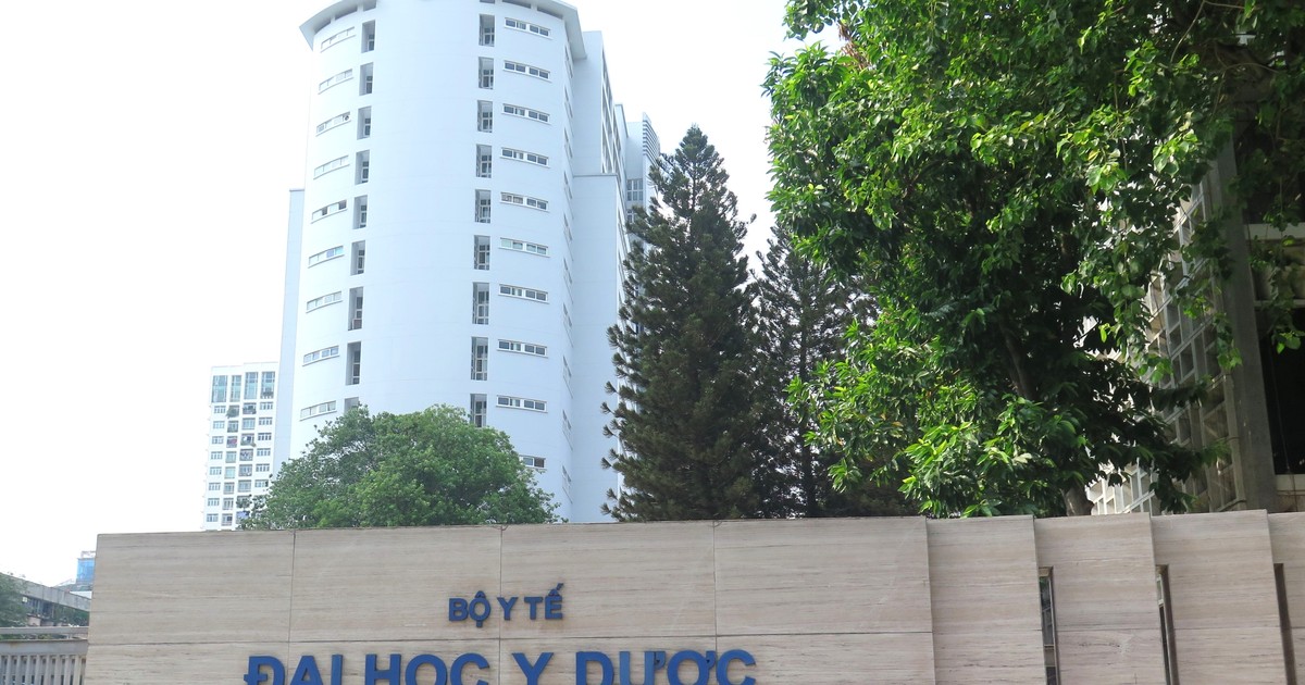 Điểm chuẩn cao nhất ĐH Y dược TP.HCM là 27,34 điểm | Báo Pháp Luật TP ...