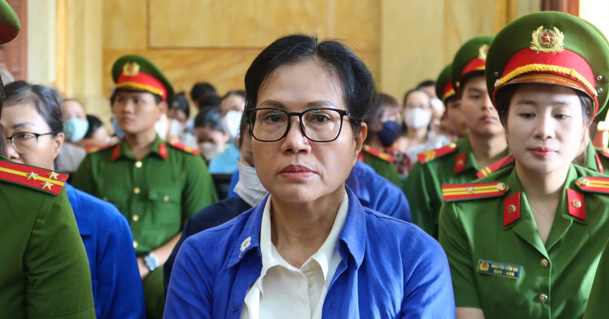 Sáng nay, cựu tổng giám đốc SJC Lê Thúy Hằng cùng đồng phạm hầu tòa | Báo Pháp Luật TP. Hồ Chí Minh