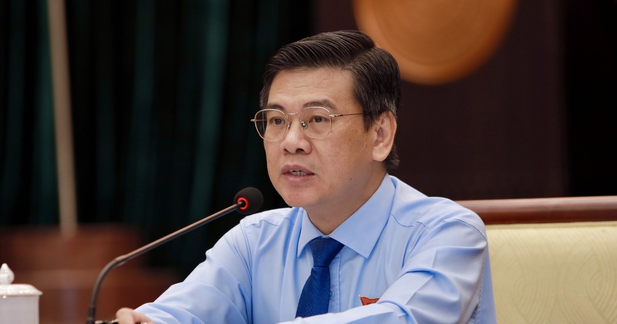 Thủ tướng phê chuẩn chức vụ Phó Chủ tịch UBND TP.HCM với ông Nguyễn Văn Dũng | Báo Pháp Luật TP ...