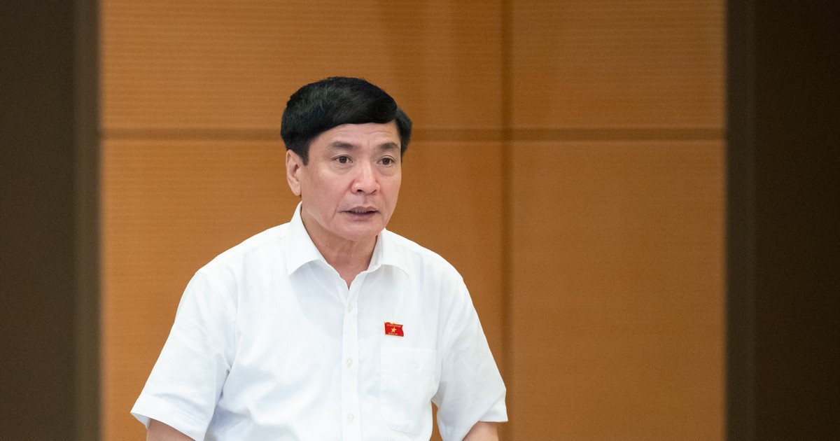 Chính phủ sẽ báo cáo Quốc hội về cải cách tiền lương vào giữa năm 2025 | Báo Pháp Luật TP. Hồ ...