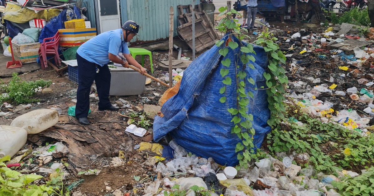 TP.HCM còn 166 điểm tồn động rác | Báo Pháp Luật TP. Hồ Chí Minh