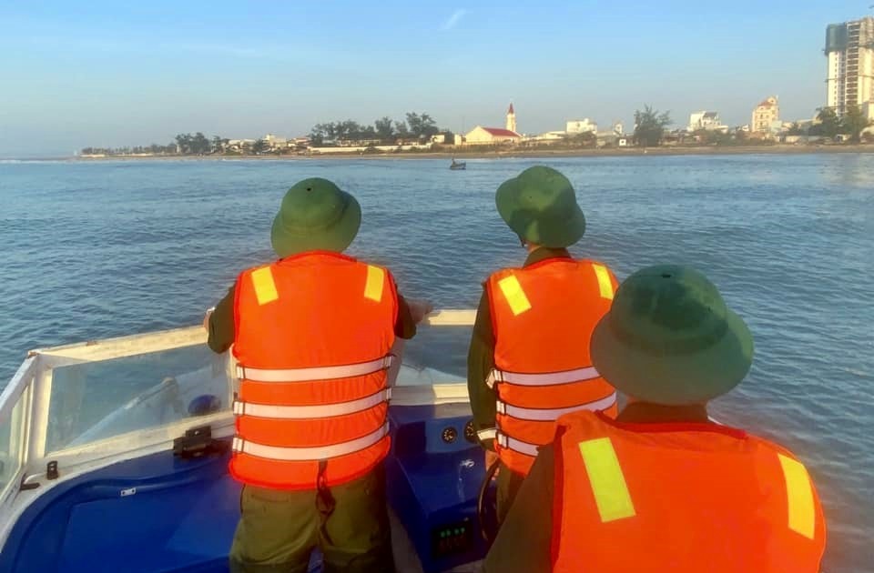 Tìm thấy thi thể du khách mất tích trên biển Bình Thuận | Báo Pháp Luật ...