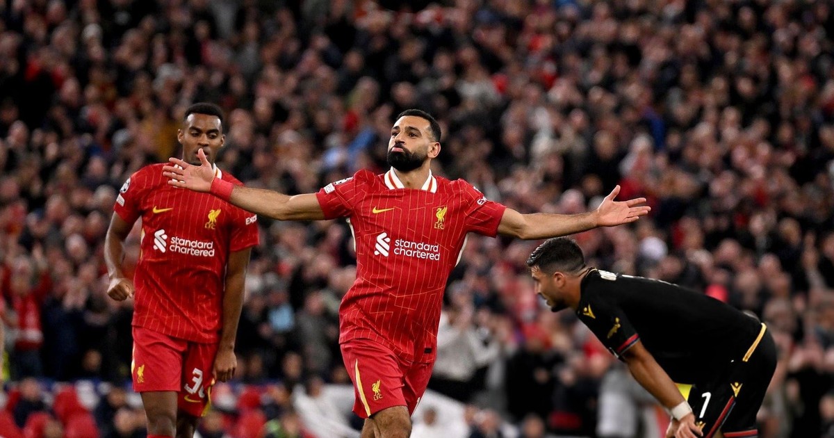 Liverpool thị uy sức mạnh, Aston Villa tạo địa chấn trước Bayern Munich ...