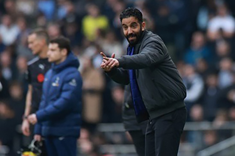 MU muốn chiêu mộ 3 ngôi sao của Premier League | Báo Pháp Luật TP. Hồ ...