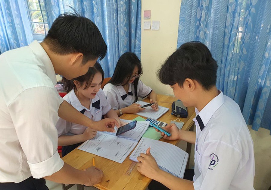 Gần 90% trẻ em Việt Nam truy cập và sử dụng internet | Báo Pháp Luật TP ...