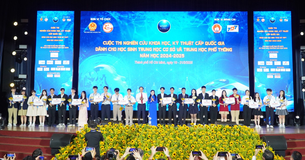 Học sinh TP.HCM đạt giải Nhất cuộc thi nghiên cứu khoa học kỹ thuật cấp ...