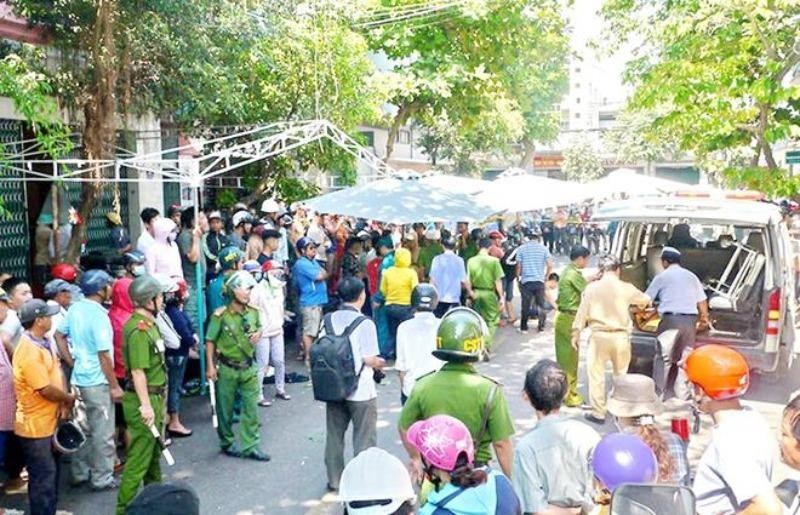 Cấm xuất cảnh người lái xe tông đám tang khiến 4 người chết | Báo Pháp ...