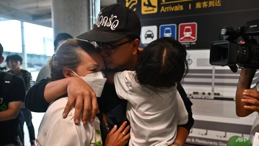 Israel công bố danh sách quốc tịch con tin bị Hamas bắt, có 54 người ...