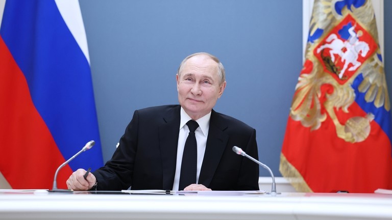 Tổng thống Nga Vladimir Putin và 2 giá trị sống quan trọng trong đời ...