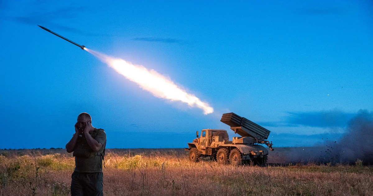 Chiến sự Nga - Ukraine 1-7: Quân Nga dùng đường hầm chiếm thành trì lớn ...