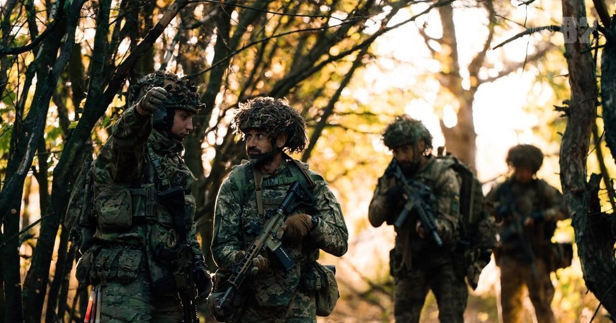 Chiến sự Nga - Ukraine 1-11: Nga gây áp lực lớn ở Pokrovsk; Có tin Lầu Năm Góc bật đèn xanh gửi ...