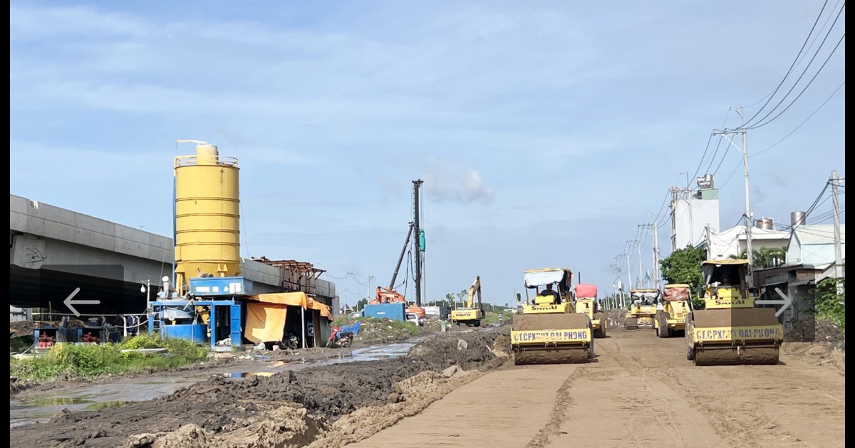 Khẩn trương di dời điện cao thế nút giao Tân Vạn, đồng bộ đường Vành đai 3 TP.HCM | Báo Pháp ...