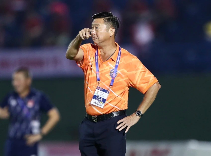 Lê Huỳnh Đức lại phải rời khỏi B. Bình Dương | Báo Pháp Luật TP. Hồ Chí ...