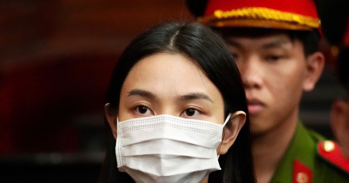 Trước tòa, Thùy Tiên nói mình "ăn kẹo mỗi ngày do không biết ăn rau" | Báo Pháp Luật TP. Hồ Chí Minh