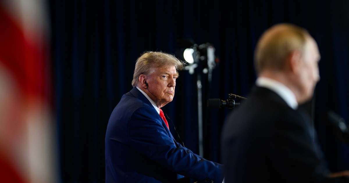 Tính toán của ông Trump khi trừng phạt 2 tập đoàn dầu khí lớn nhất Nga ...
