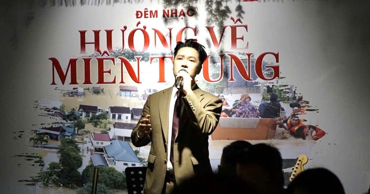 Ca sĩ Lê Hiếu với đêm nhạc thiện nguyện 'Hướng về miền Trung' | Báo ...