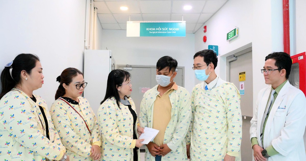Các bác sĩ giành giật sự sống cho 2 cháu bé bị cha ruột phóng hỏa | Báo ...