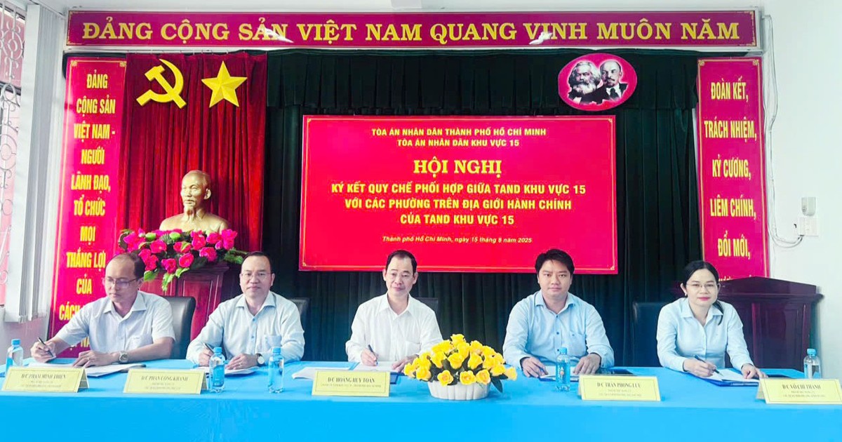 TAND khu vực 15 ký kết quy chế phối hợp với 5 phường | Báo Pháp Luật TP ...