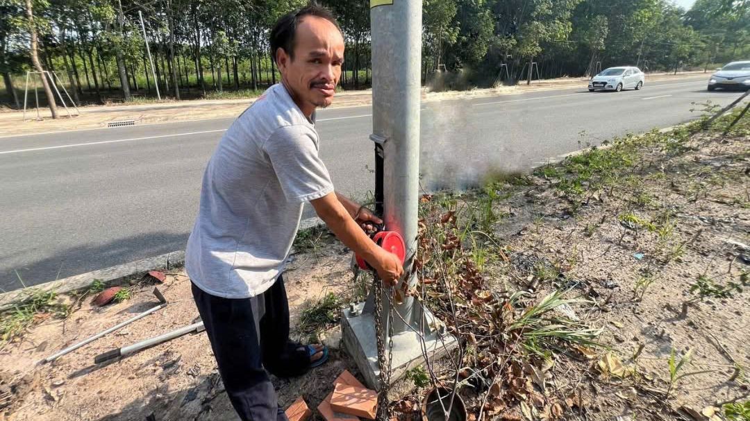 Bắt tạm giam đối tượng nhiều lần cắt trộm dây điện trụ đèn chiếu sáng ở ...
